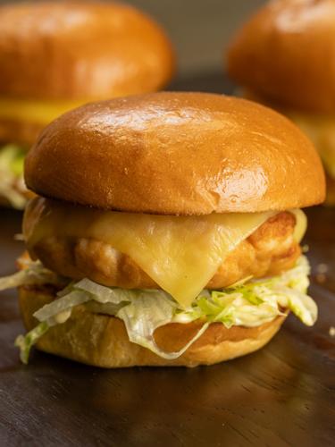 Recipes - Chicken and Cheese Burger | Breville